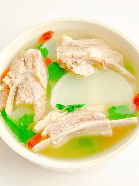 羊肉炖萝卜怎么做好吃_羊肉炖萝卜去膻技巧-第1张图片-山城妙识 羊肉炖萝卜怎么做好吃_羊肉炖萝卜去膻技巧-第1张图片-山城妙识