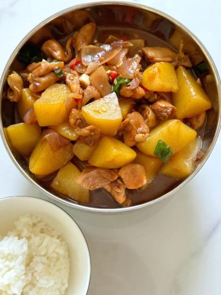 鸡腿烧土豆怎么烧好吃_鸡腿烧土豆家常做法-第3张图片-山城妙识