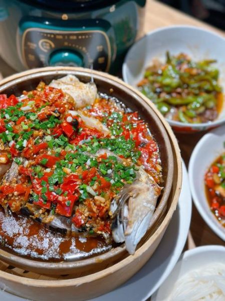 湖南招牌菜有哪些_剁椒鱼头怎么做才正宗-第2张图片-山城妙识