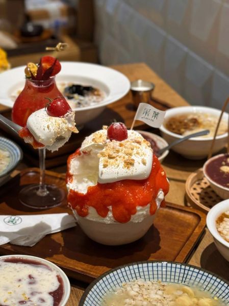 刨冰的做法视频_刨冰机怎么用-第3张图片-山城妙识