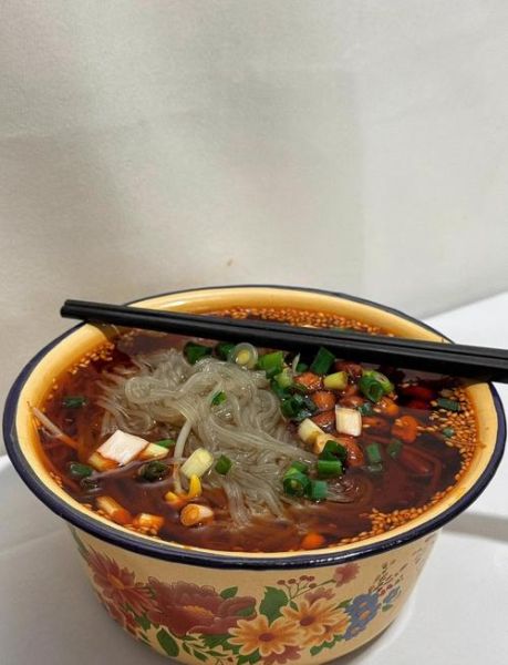 酸辣粉怎么做好吃_酸辣粉高清图片细节解析-第2张图片-山城妙识