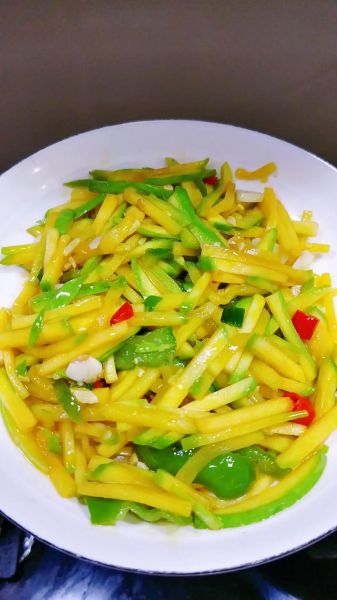 嫩南瓜肉丝怎么炒好吃_嫩南瓜炒肉丝的做法窍门-第1张图片-山城妙识 嫩南瓜肉丝怎么炒好吃_嫩南瓜炒肉丝的做法窍门-第1张图片-山城妙识