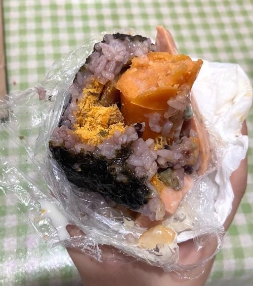 手工饭团怎么做_饭团怎么捏不散-第2张图片-山城妙识 手工饭团怎么做_饭团怎么捏不散-第2张图片-山城妙识