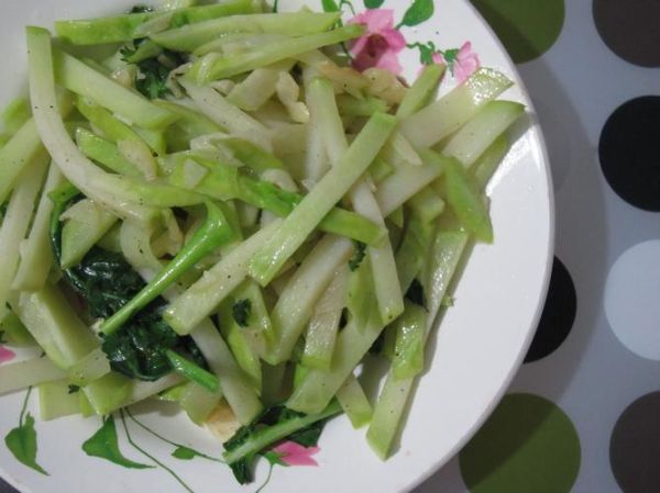 球茎甘蓝图片_球茎甘蓝怎么做好吃-第2张图片-山城妙识 球茎甘蓝图片_球茎甘蓝怎么做好吃-第2张图片-山城妙识