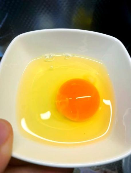 煎鸡蛋怎么不粘锅_煎鸡蛋要多久才熟-第1张图片-山城妙识 煎鸡蛋怎么不粘锅_煎鸡蛋要多久才熟-第1张图片-山城妙识