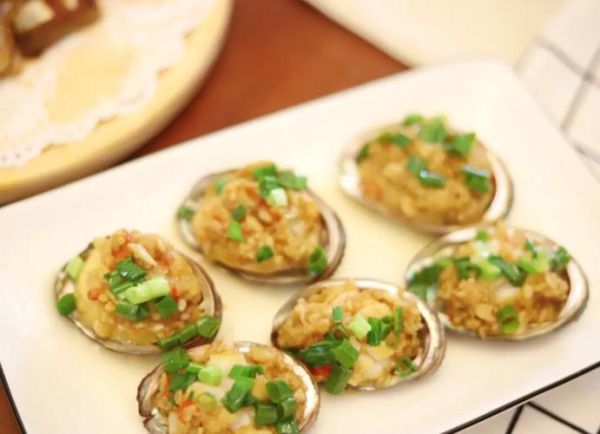 清蒸鲍鱼怎么蒸才嫩_清蒸鲍鱼需要蒸多久-第1张图片-山城妙识 清蒸鲍鱼怎么蒸才嫩_清蒸鲍鱼需要蒸多久-第1张图片-山城妙识