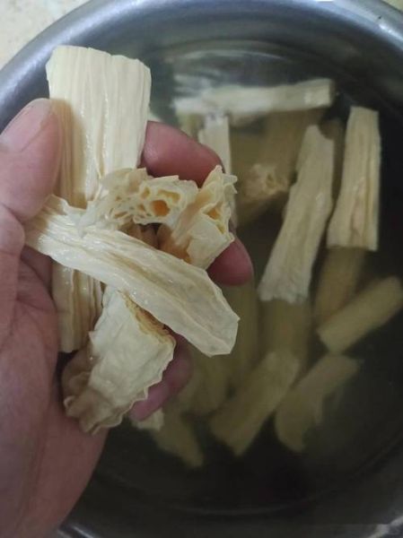 腐竹怎么泡最好_腐竹泡发最快的方法-第2张图片-山城妙识