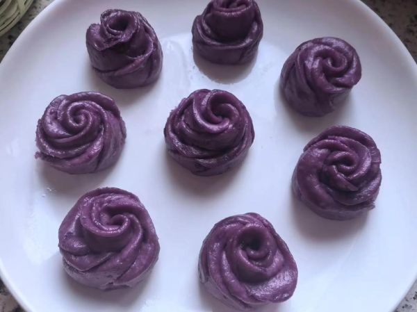 紫薯玫瑰花馒头怎么做_紫薯玫瑰花馒头做法大全-第3张图片-山城妙识