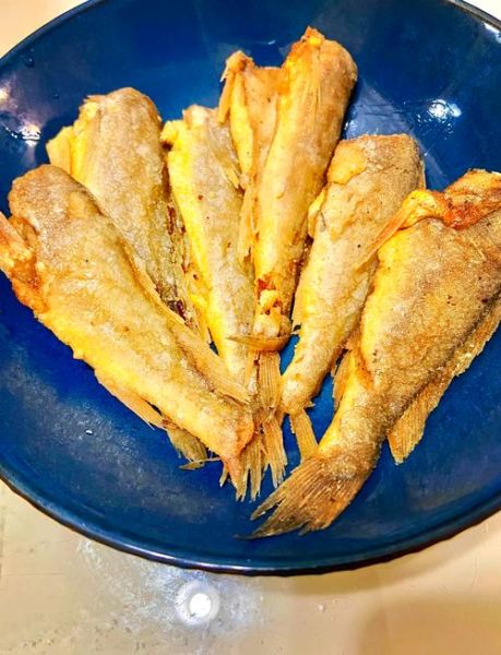 油炸小黄鱼是什么鱼_油炸小黄鱼用哪种鱼最好-第1张图片-山城妙识