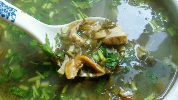 河蚌怎么炖汤好喝_河蚌汤的做法步骤-第1张图片-山城妙识