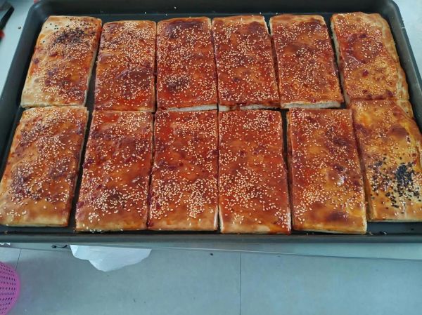 老北京香酥芝麻饼怎么做_正宗配方比例-第2张图片-山城妙识 老北京香酥芝麻饼怎么做_正宗配方比例-第2张图片-山城妙识