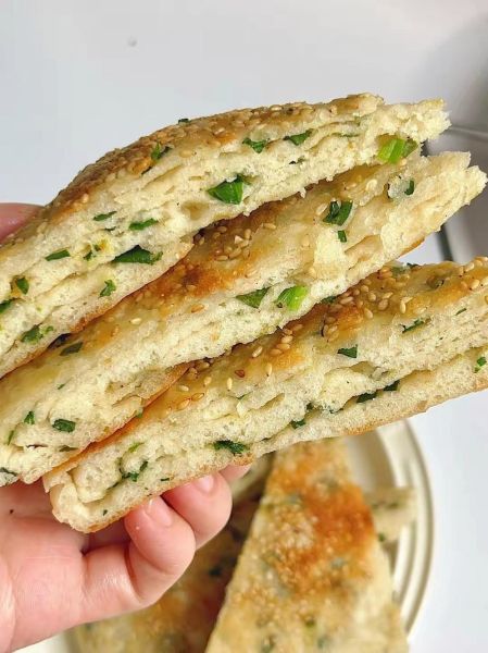 葱香千层饼怎么做_家常千层饼做法窍门-第3张图片-山城妙识