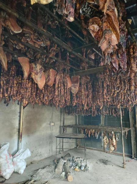 云南腊肉怎么腌制_云南腊肉烟熏技巧-第1张图片-山城妙识