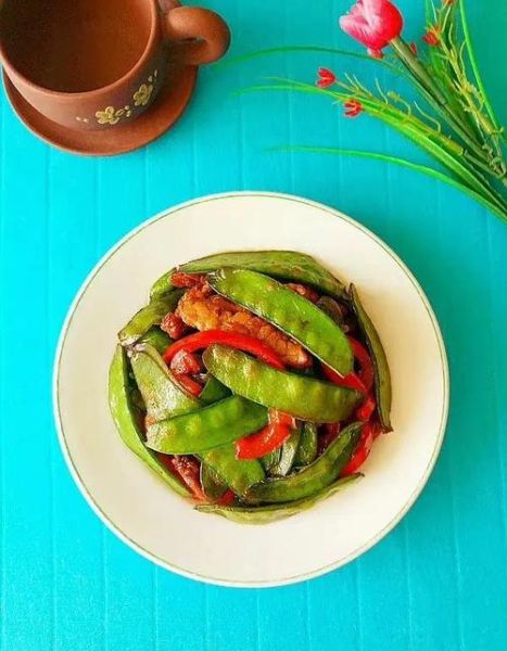 荷兰豆炒肉热量高吗_减肥能吃吗-第2张图片-山城妙识