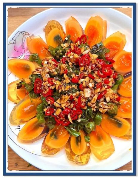 青椒皮蛋怎么做_皮蛋拌青椒的做法-第1张图片-山城妙识