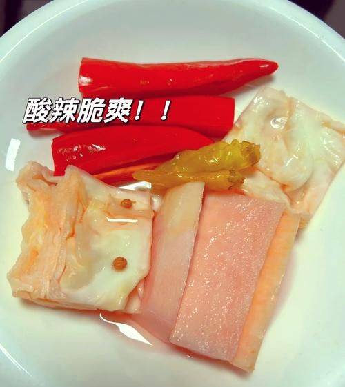 红色卷心菜怎么炒好吃_红色卷心菜凉拌做法-第1张图片-山城妙识