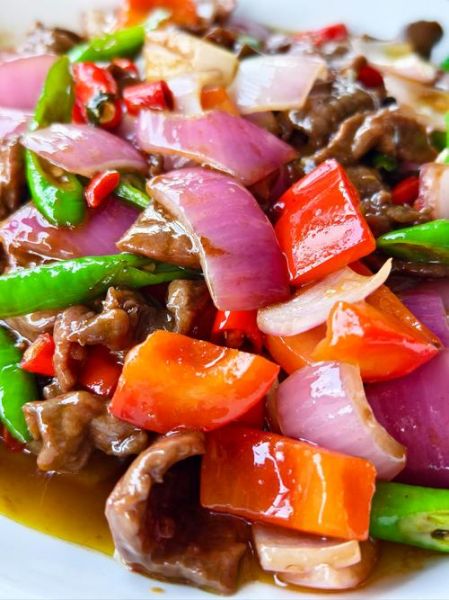 牛柳炒什么好吃_牛柳搭配哪些蔬菜更香-第1张图片-山城妙识