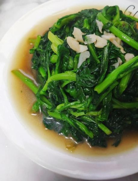 蒜和茼蒿一起吃会中毒吗_真相解析-第2张图片-山城妙识