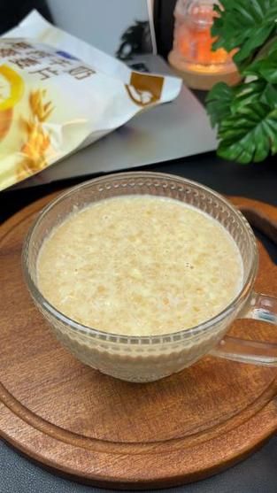 牛奶冲燕麦片怎么冲_牛奶泡燕麦片需要加热吗-第3张图片-山城妙识