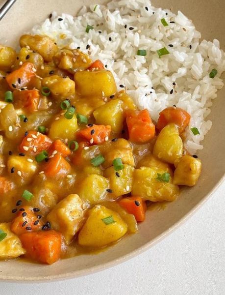 咖喱土豆鸡怎么做_咖喱土豆鸡用什么咖喱-第1张图片-山城妙识 咖喱土豆鸡怎么做_咖喱土豆鸡用什么咖喱-第1张图片-山城妙识