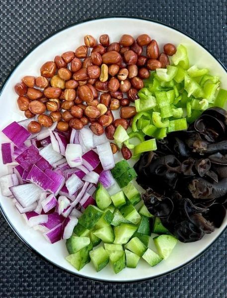 老醋木耳怎么泡才脆_正宗老醋木耳的醋汁比例-第1张图片-山城妙识 老醋木耳怎么泡才脆_正宗老醋木耳的醋汁比例-第1张图片-山城妙识