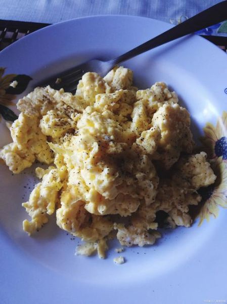 炸酥肉用面粉还是淀粉_面粉怎么做才酥脆-第1张图片-山城妙识 炸酥肉用面粉还是淀粉_面粉怎么做才酥脆-第1张图片-山城妙识