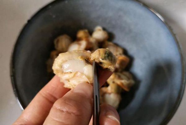 冷冻扇贝肉怎么清洗_冷冻扇贝肉内脏清理图解-第3张图片-山城妙识 冷冻扇贝肉怎么清洗_冷冻扇贝肉内脏清理图解-第3张图片-山城妙识