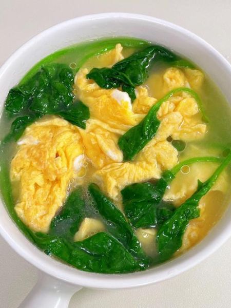 菠菜鸡蛋汤的营养价值_菠菜鸡蛋汤的功效与作用-第1张图片-山城妙识