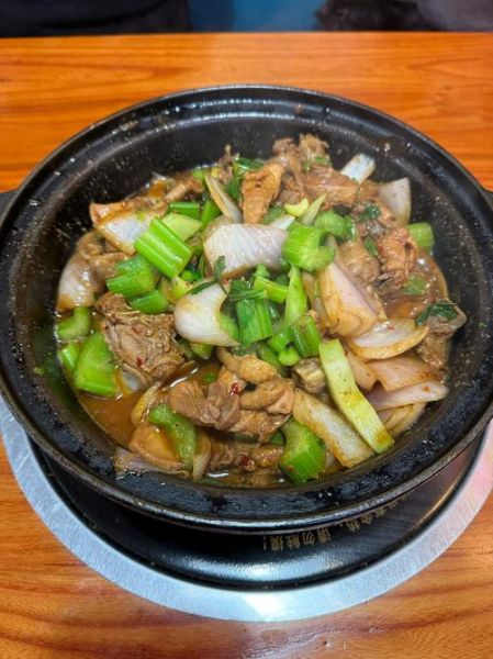 重庆鸡公煲为什么叫重庆_鸡公煲与重庆关系-第1张图片-山城妙识