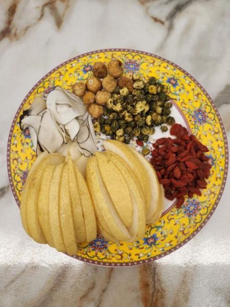 冰糖雪梨膏怎么做_冰糖雪梨膏的做法-第1张图片-山城妙识