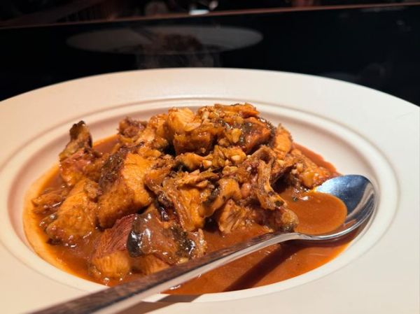 红烧鲟鱼怎么做_红烧鲟鱼最简单的做法-第2张图片-山城妙识