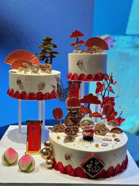 寿桃蛋糕三层怎么做_寿桃蛋糕三层多少钱-第3张图片-山城妙识