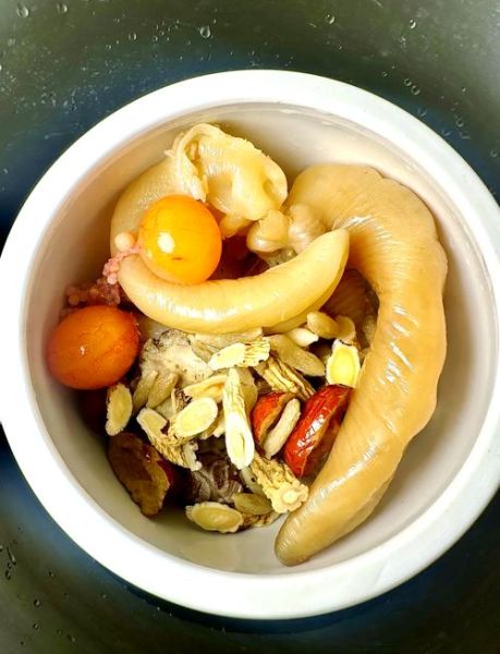 女人炖什么汤美容养颜_美容养颜汤怎么做-第1张图片-山城妙识