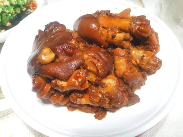 卤猪脚图片大全大图_卤猪脚怎么做好吃又入味-第2张图片-山城妙识