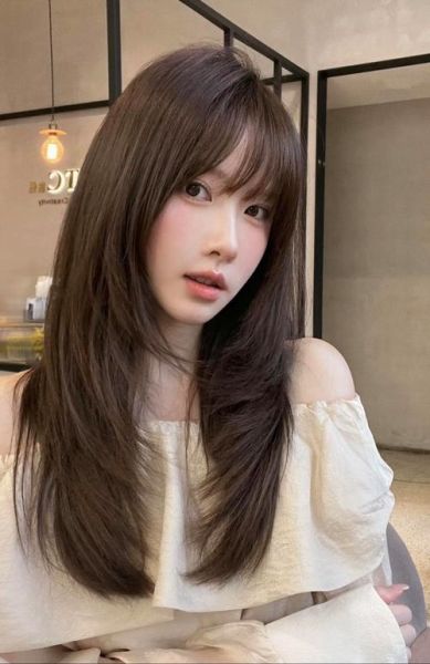 大饼脸适合什么发型女_圆脸显瘦发型推荐-第2张图片-山城妙识