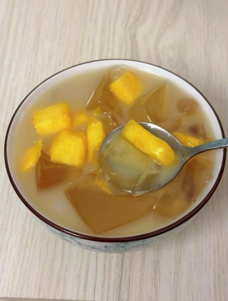 白凉粉怎么做简单又好吃_白凉粉需要煮多久-第1张图片-山城妙识