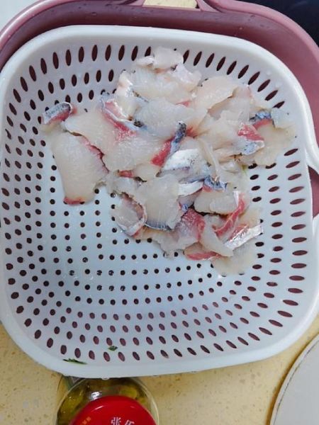 鱼片粥鱼片怎么腌制_鱼片粥鱼片腌制技巧-第2张图片-山城妙识 鱼片粥鱼片怎么腌制_鱼片粥鱼片腌制技巧-第2张图片-山城妙识