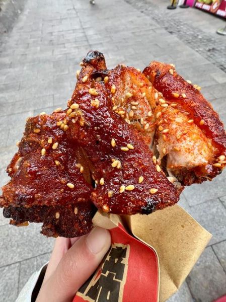 烤猪肘子怎么做_烤猪肘子要烤多久-第1张图片-山城妙识