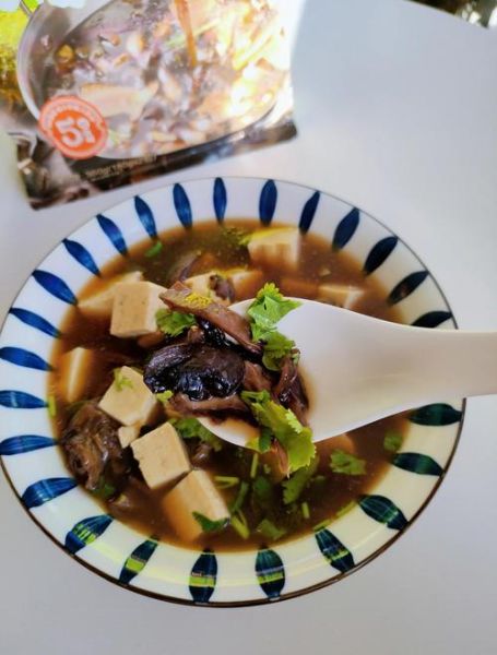 蘑菇和豆腐可以一起煮吗_为什么相克-第3张图片-山城妙识