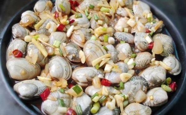 爆香蒜蓉花蛤怎么做_蒜蓉花蛤焯水几分钟-第3张图片-山城妙识 爆香蒜蓉花蛤怎么做_蒜蓉花蛤焯水几分钟-第3张图片-山城妙识