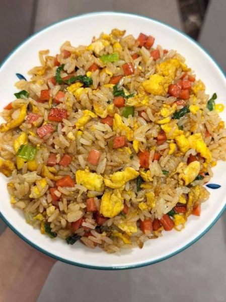 蛋炒饭怎么炒才好吃_蛋炒饭怎么炒才粒粒分明-第1张图片-山城妙识