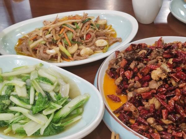 重庆辣子鸡起源_正宗做法揭秘-第2张图片-山城妙识 重庆辣子鸡起源_正宗做法揭秘-第2张图片-山城妙识