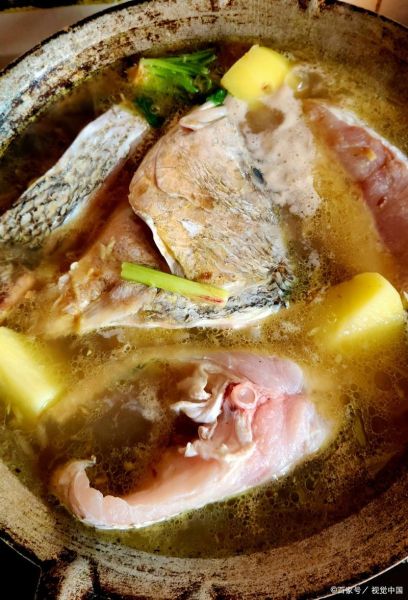 炸鱼块炖汤怎么做_炸鱼块炖汤的家常做法-第2张图片-山城妙识