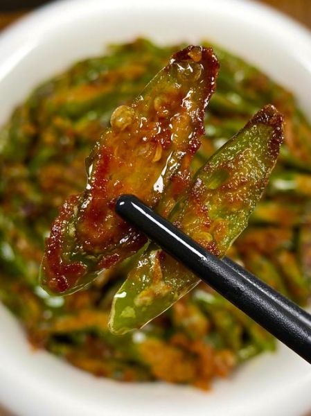 油焖辣椒咸菜怎么做_油焖辣椒咸菜家常做法-第1张图片-山城妙识