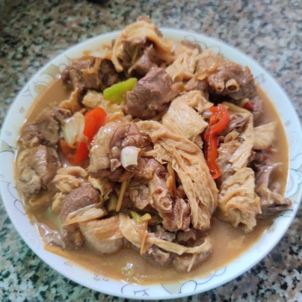 正宗焖鸭的做法及配料_焖鸭怎么做好吃-第2张图片-山城妙识