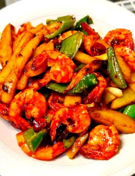 椒盐土豆虾怎么做_家常做法窍门-第1张图片-山城妙识