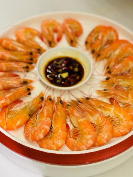 新鲜明虾怎么做好吃_明虾的家常做法大全-第1张图片-山城妙识