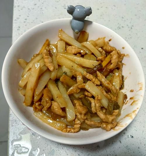 肉丝炒年糕怎么做好吃_家常做法步骤-第1张图片-山城妙识 肉丝炒年糕怎么做好吃_家常做法步骤-第1张图片-山城妙识