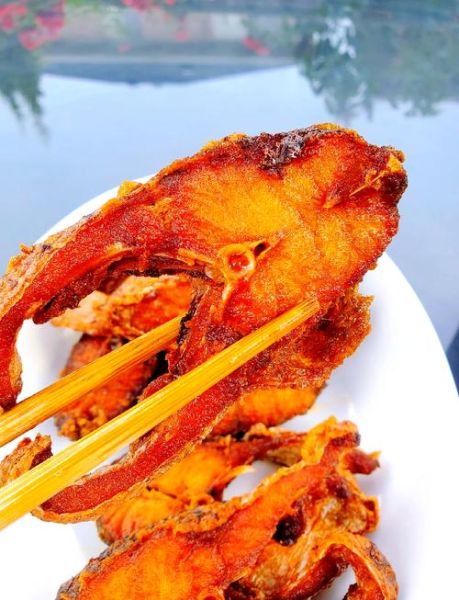 干熏鱼的家常做法大全_干熏鱼怎么做好吃-第1张图片-山城妙识