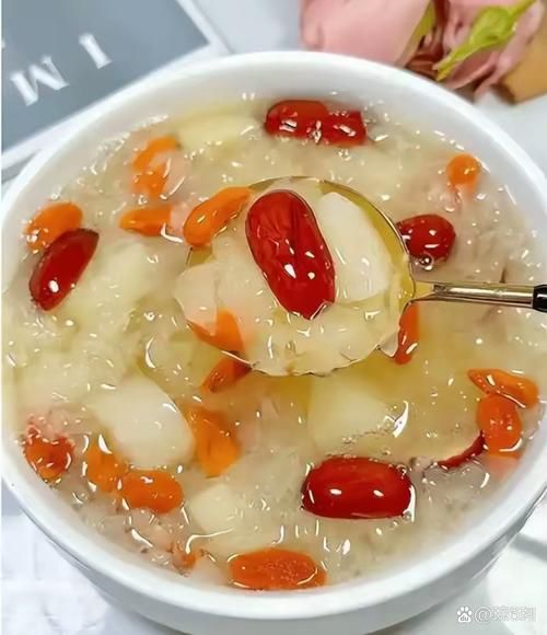 银耳莲子汤可以隔夜吗_隔夜后还能喝吗-第3张图片-山城妙识